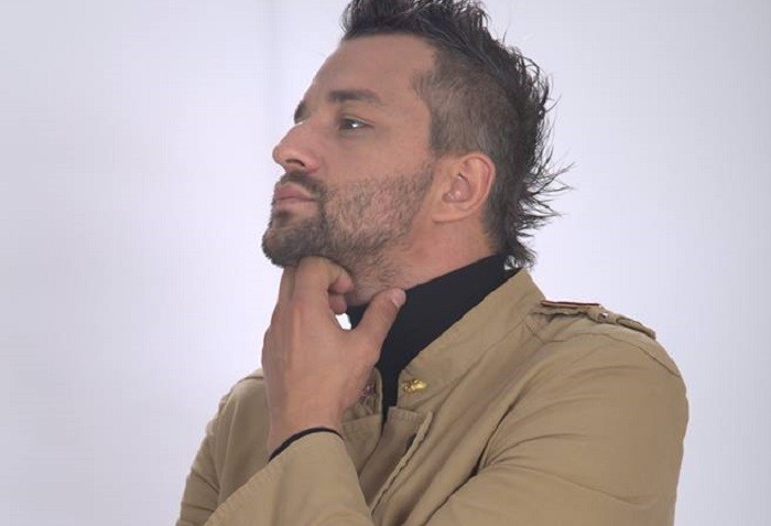 Daniel Lazăr, omul care a creat negativul piesei „Demnitate ...